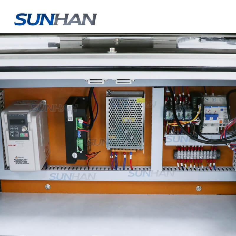 Automatic Horizontal Syringe Lipstick Perfume Pens Small Vial Labeling ...